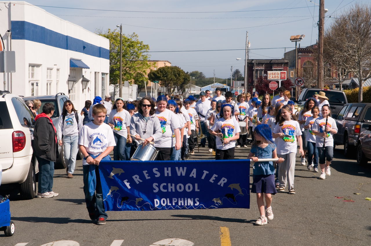 Freshwater School District – Home of the Dolphins